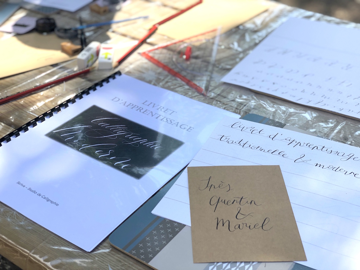 Un atelier de calligraphie moderne à Annecy avec Skriva - Le Blog de Néroli